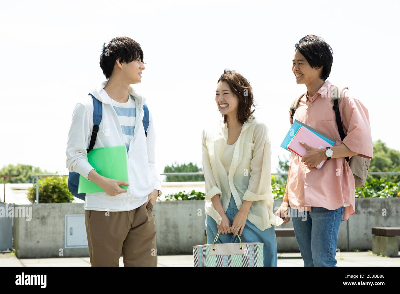 Japanese university students at the campus Stock Photo - Alamy