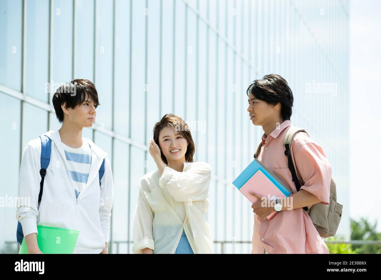 Japanese university students at the campus Stock Photo - Alamy