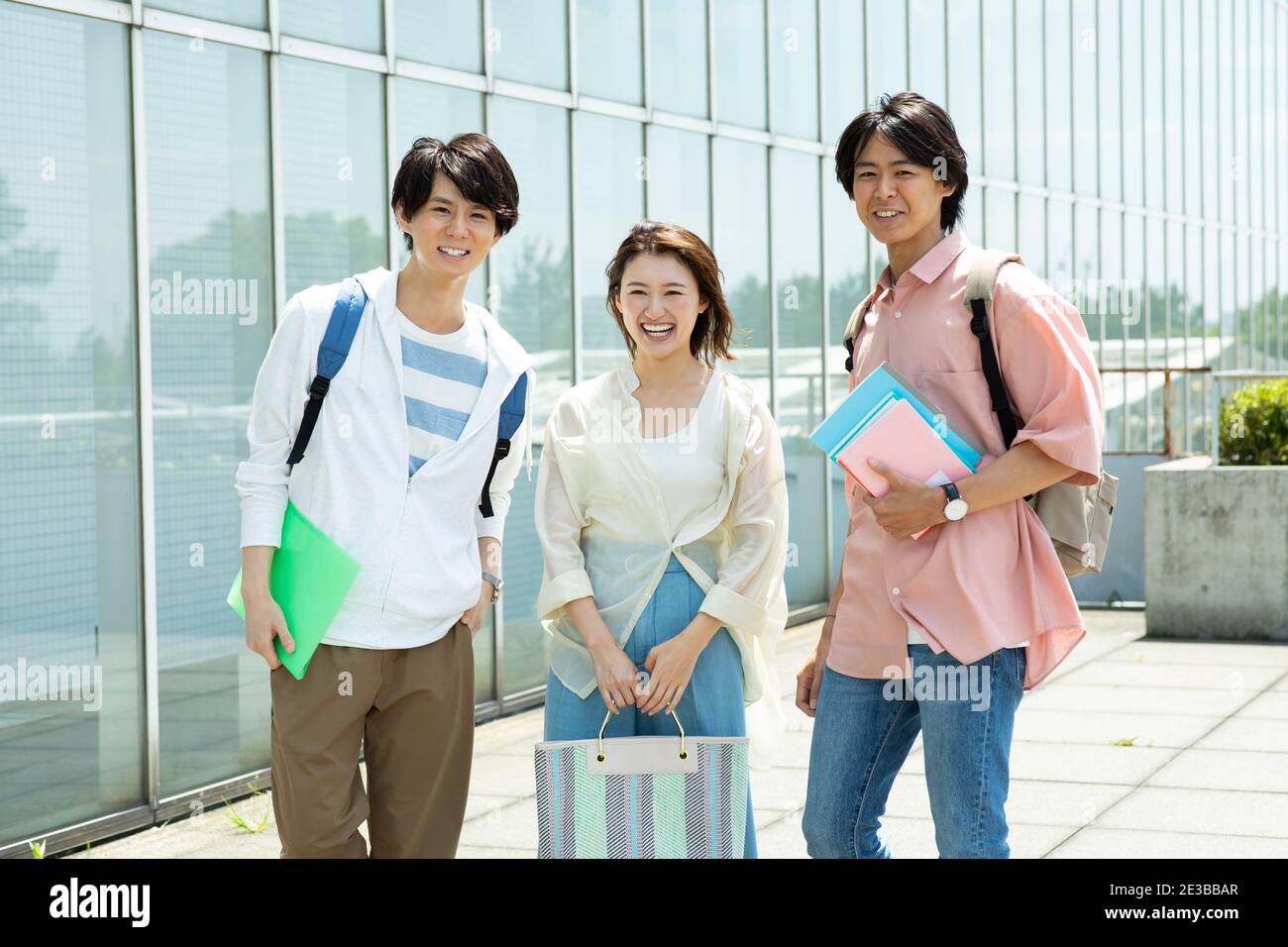 Japanese university students at the campus Stock Photo - Alamy