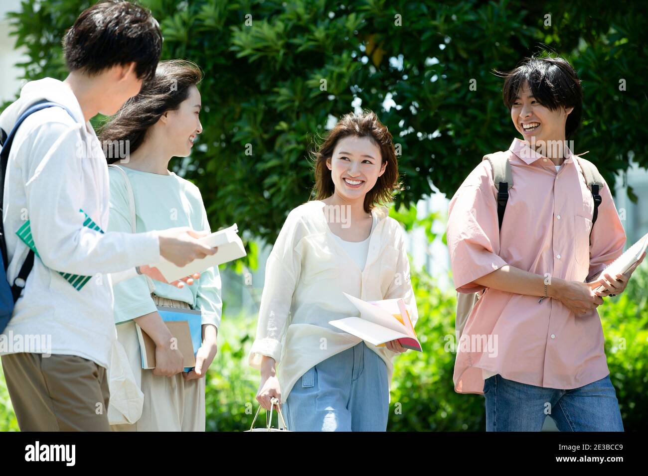 Japanese university students at the campus Stock Photo - Alamy