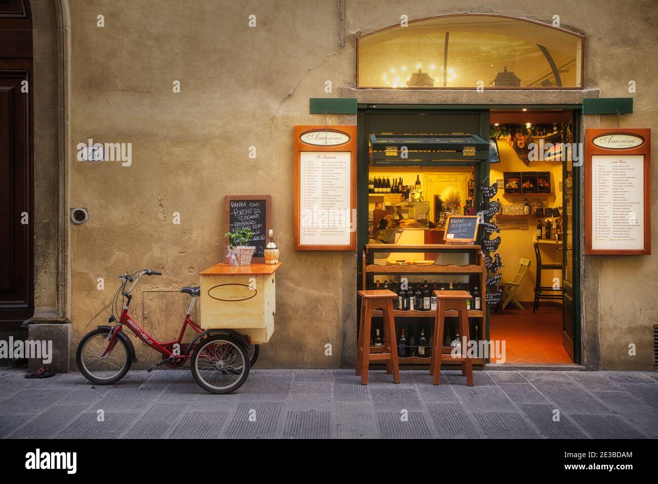 FLORENCE, ITALY - Jun 26, 2014: Welcoming storefront on a beautiful ...