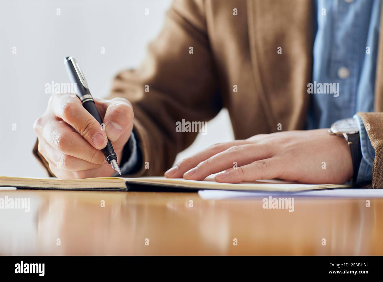 Group of only male study hi-res stock photography and images - Alamy