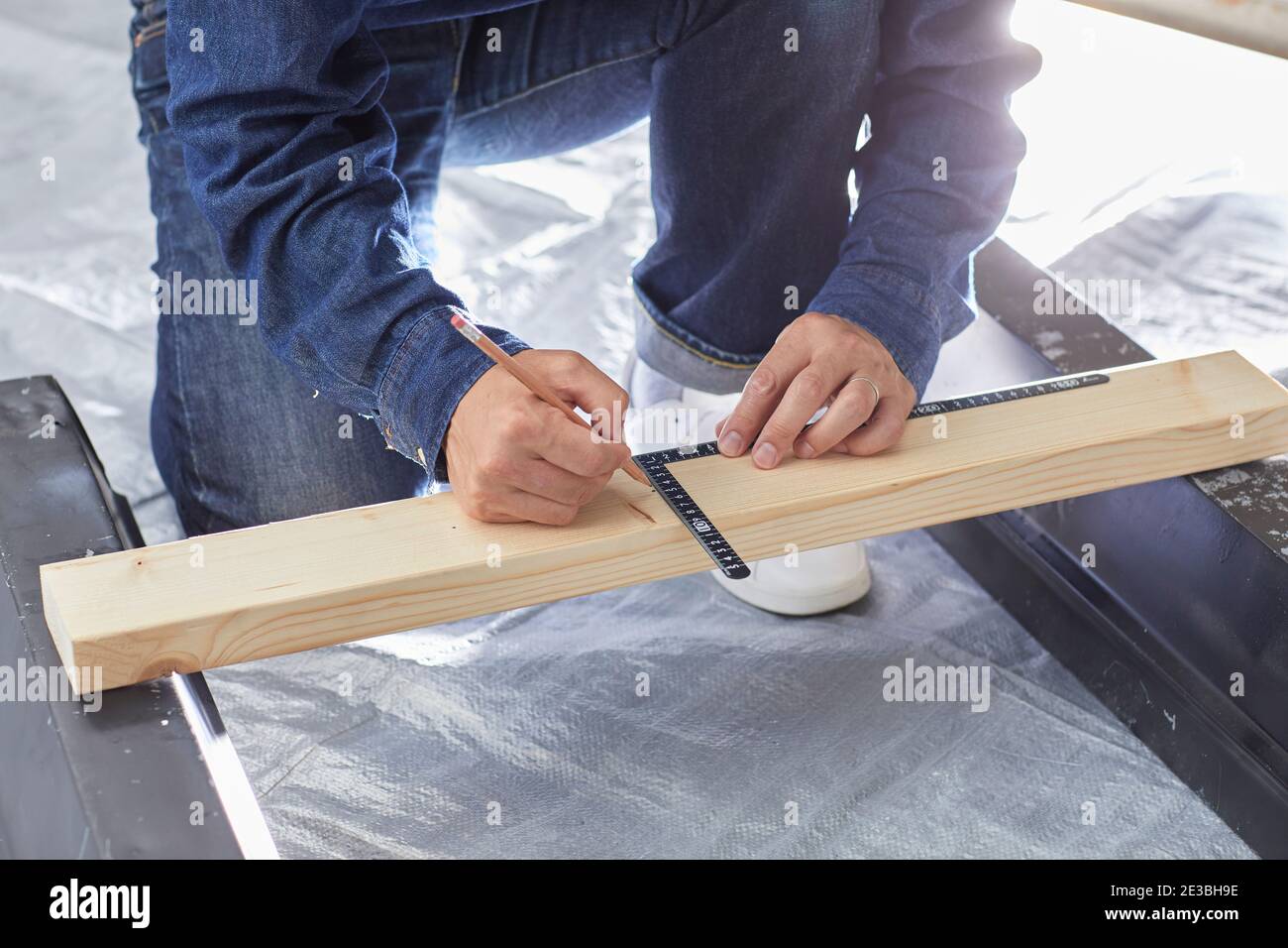 Japanese man doing DIY Stock Photo - Alamy