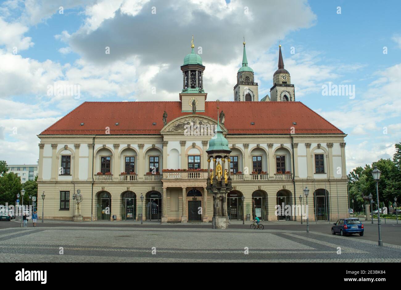 Magdeburg cathedral in the old town hi-res stock photography and images ...