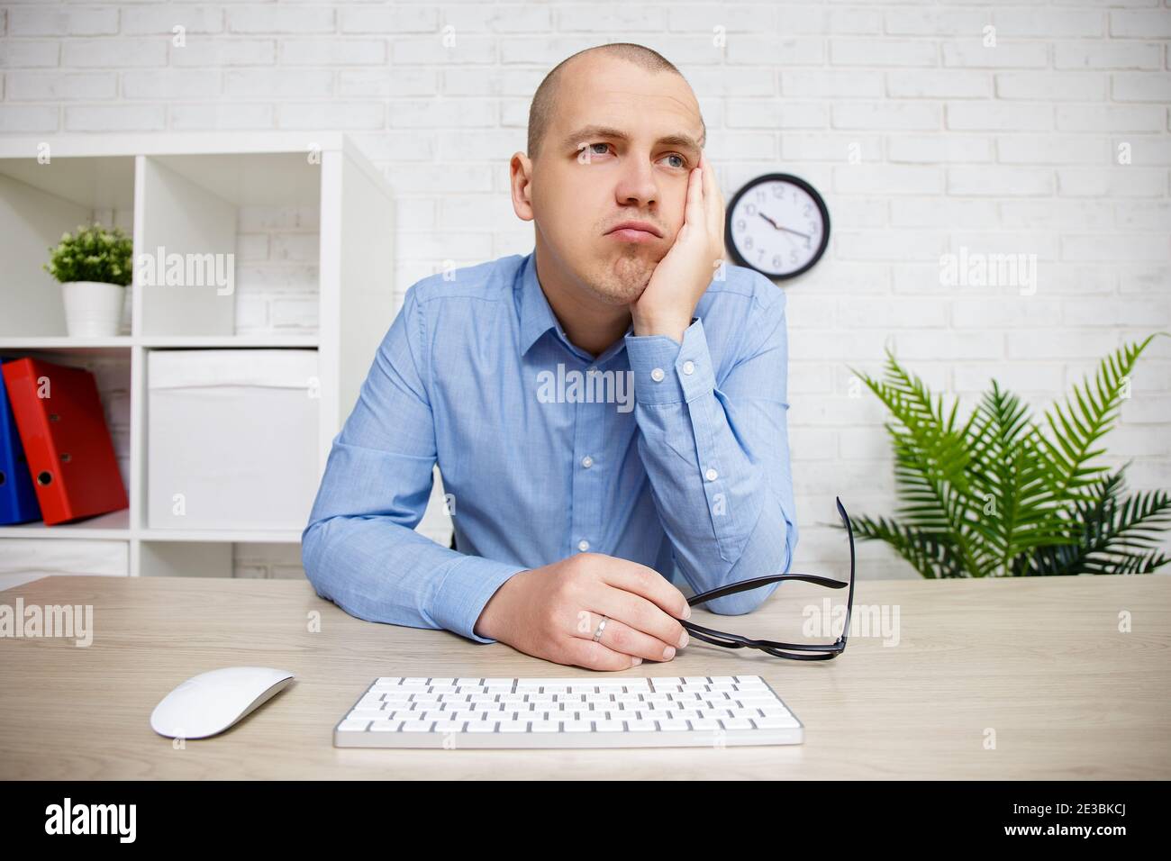 Bored Office Typing High Resolution Stock Photography and Images - Alamy