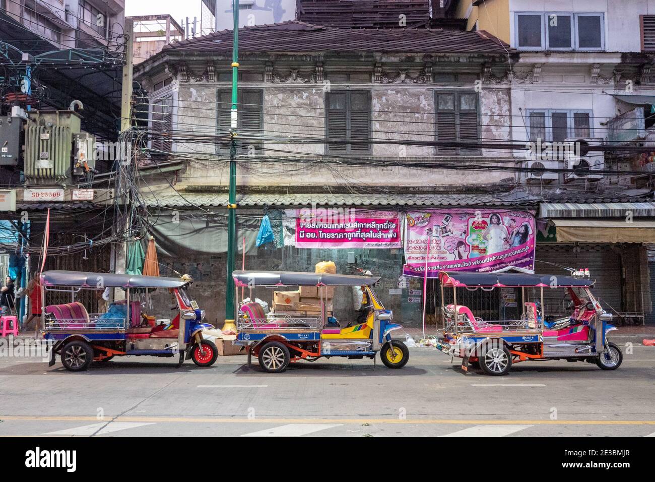 BANGKOK, THAILAND - Feb 06, 2016: Three tuc tuc cars in Bangkok Stock ...