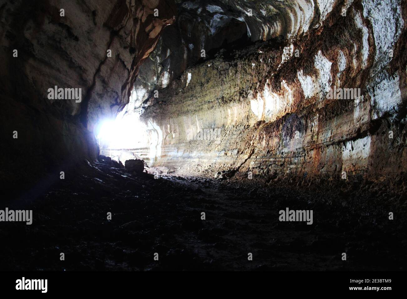 Lava tube galapagos hi-res stock photography and images - Alamy