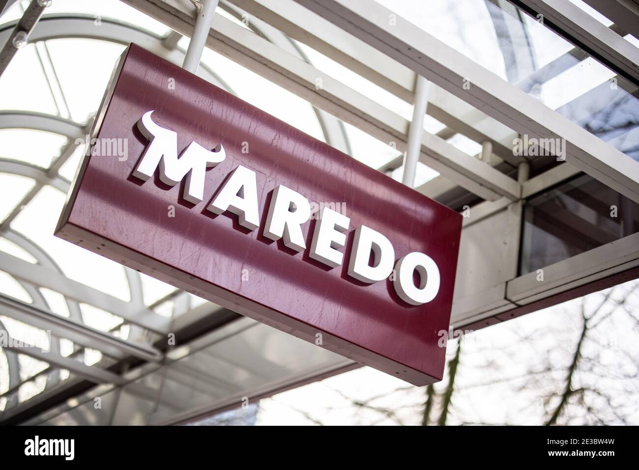 Maredo logo hi-res stock photography and images - Alamy