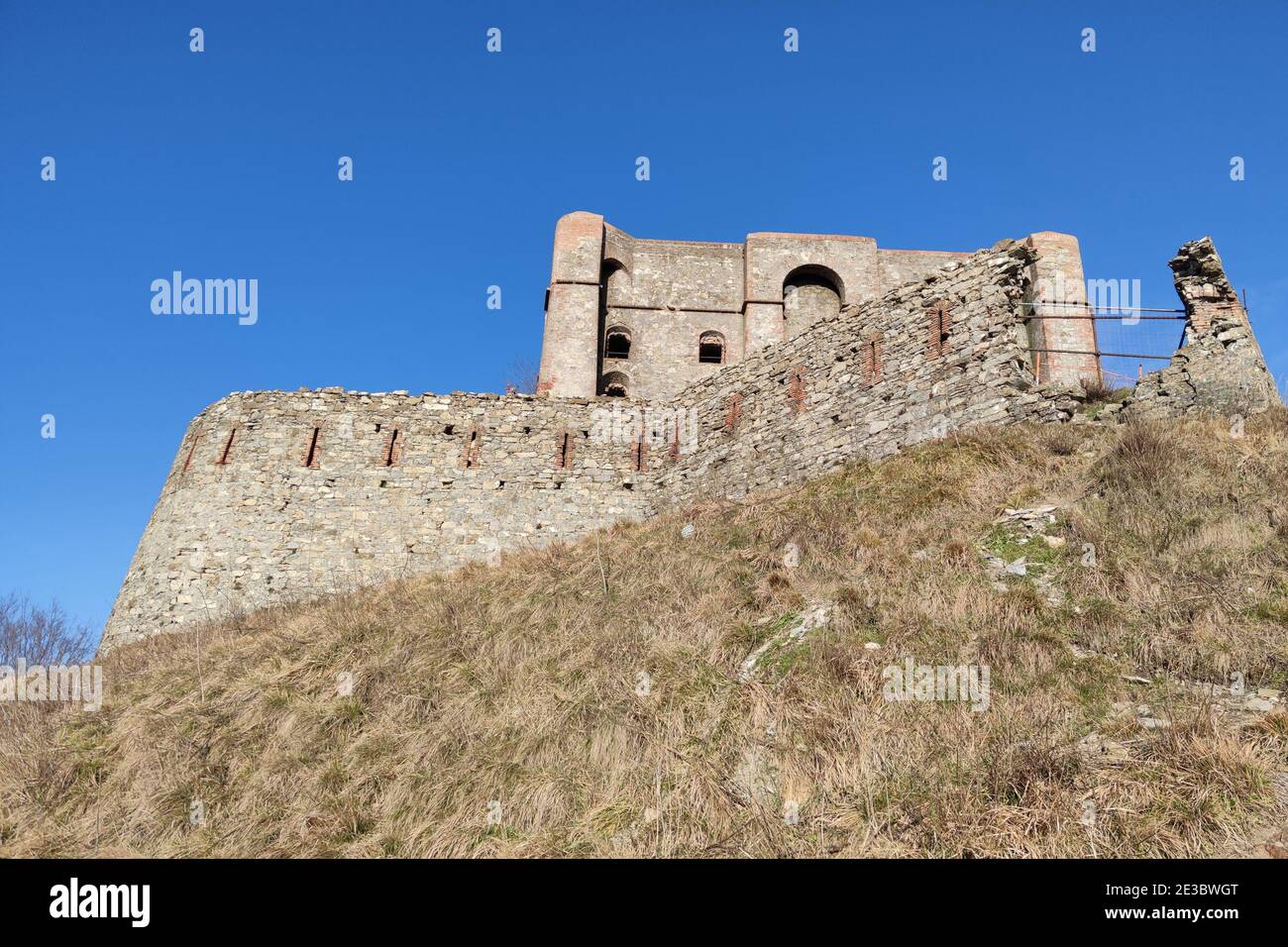 Diamond fortress hi-res stock photography and images - Alamy