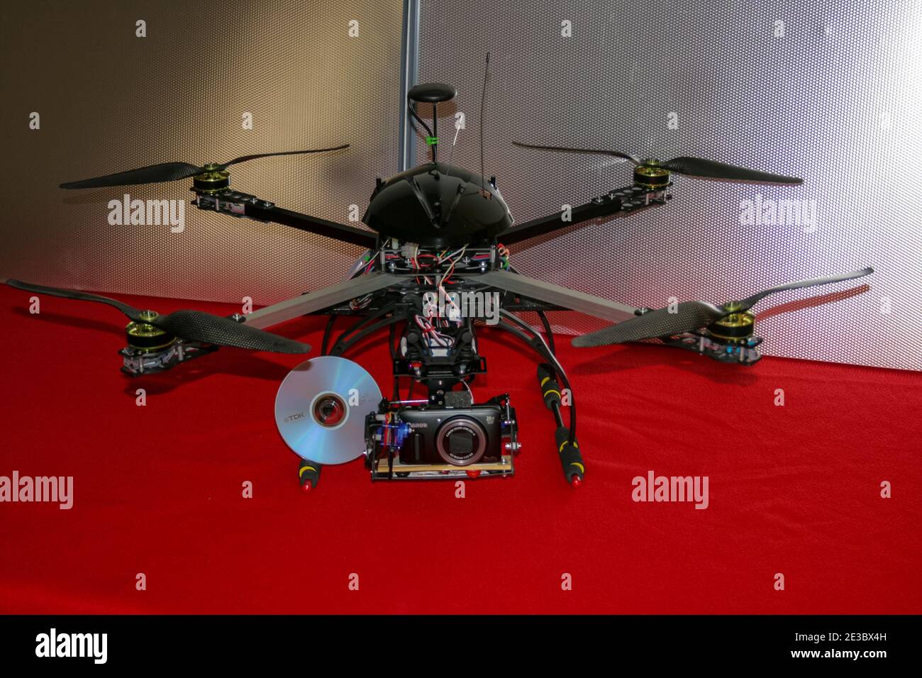 Remote modules hi-res stock photography and images - Alamy