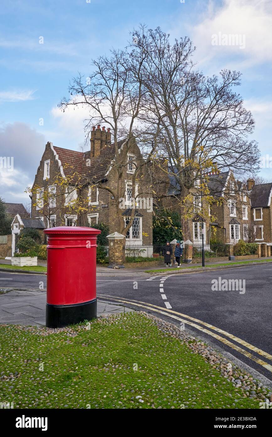 De Beauvoir Square hackney Stock Photo - Alamy