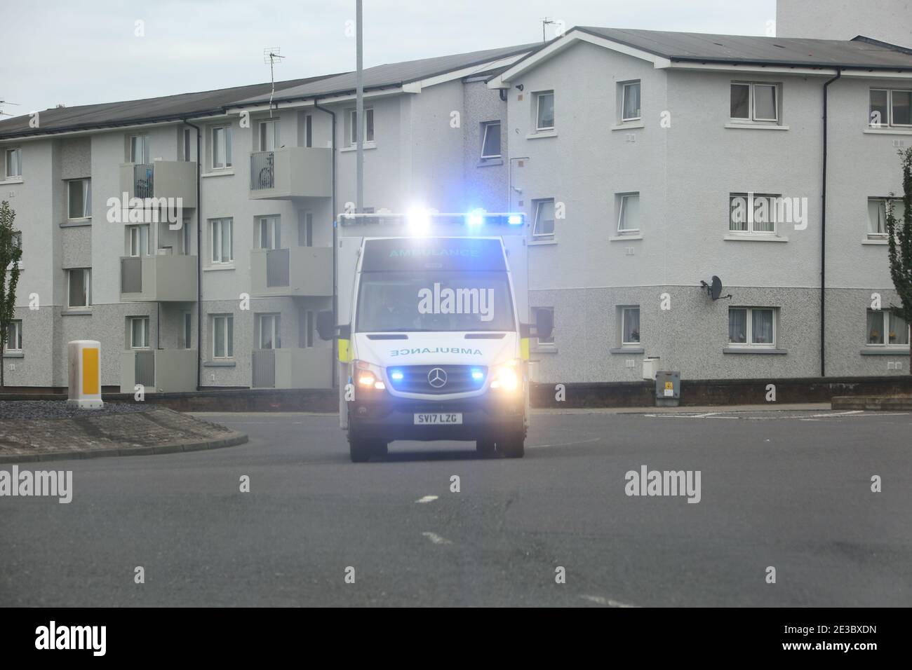 Scottish ambulance service paramedic hi-res stock photography and images - Alamy
