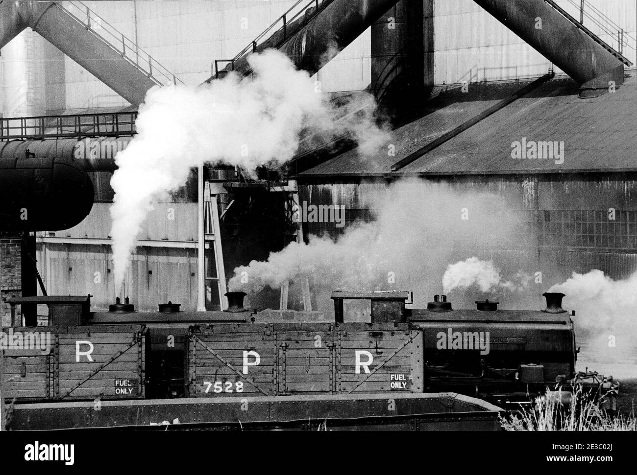 Round oak steel works uk hi-res stock photography and images - Alamy