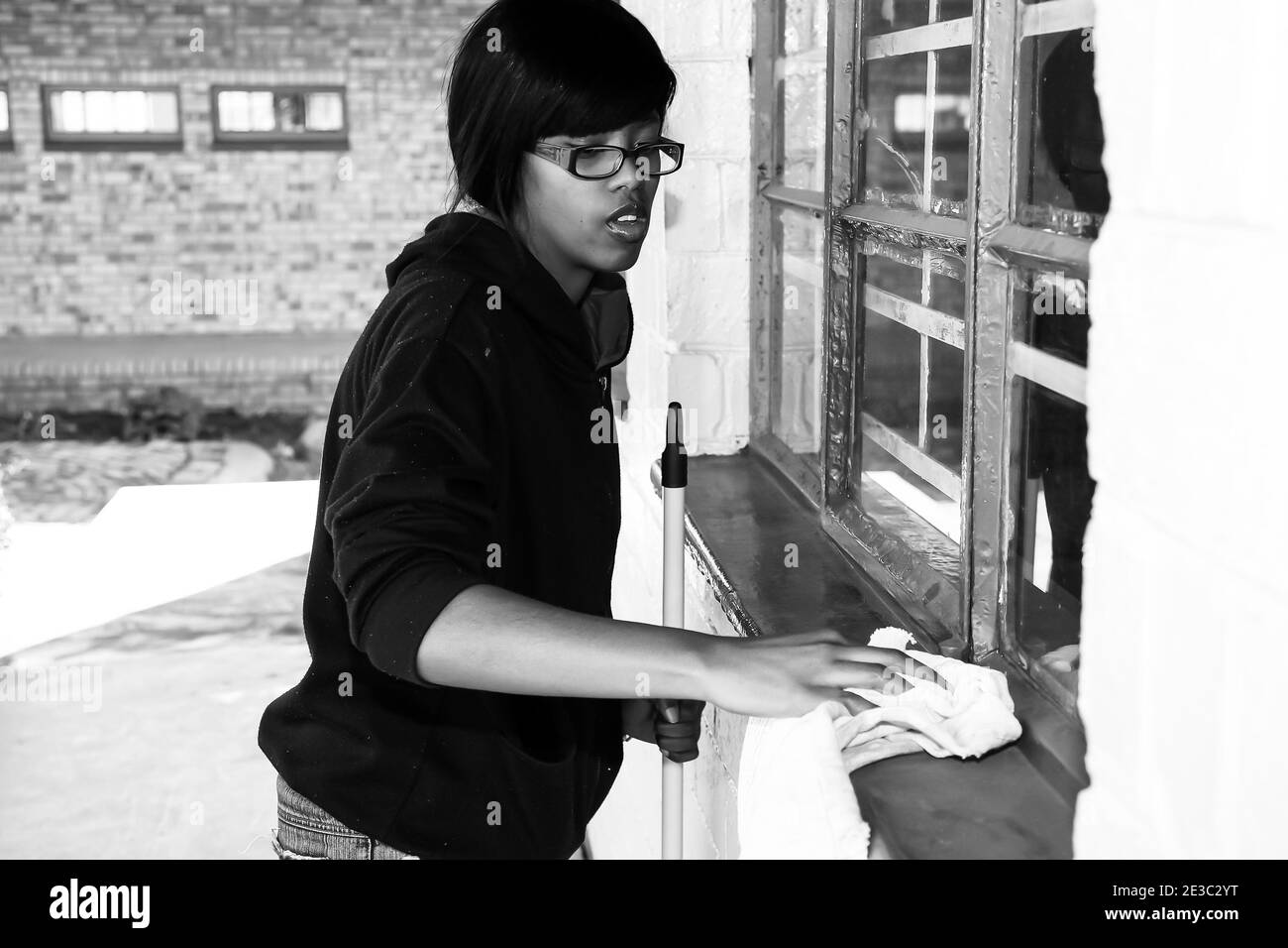 Cleaner african woman Black and White Stock Photos & Images - Alamy