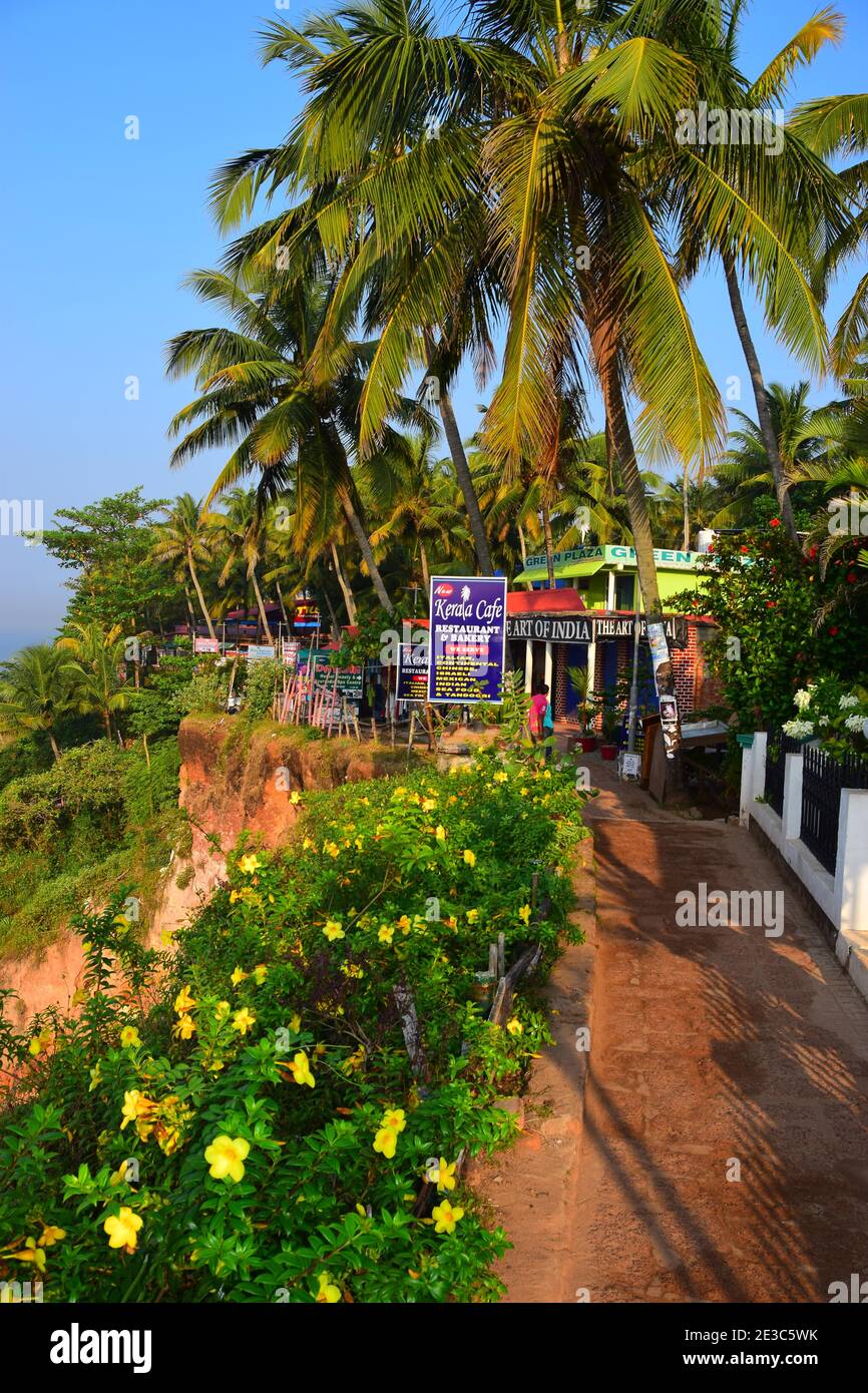 Varkala cliff hi-res stock photography and images - Alamy