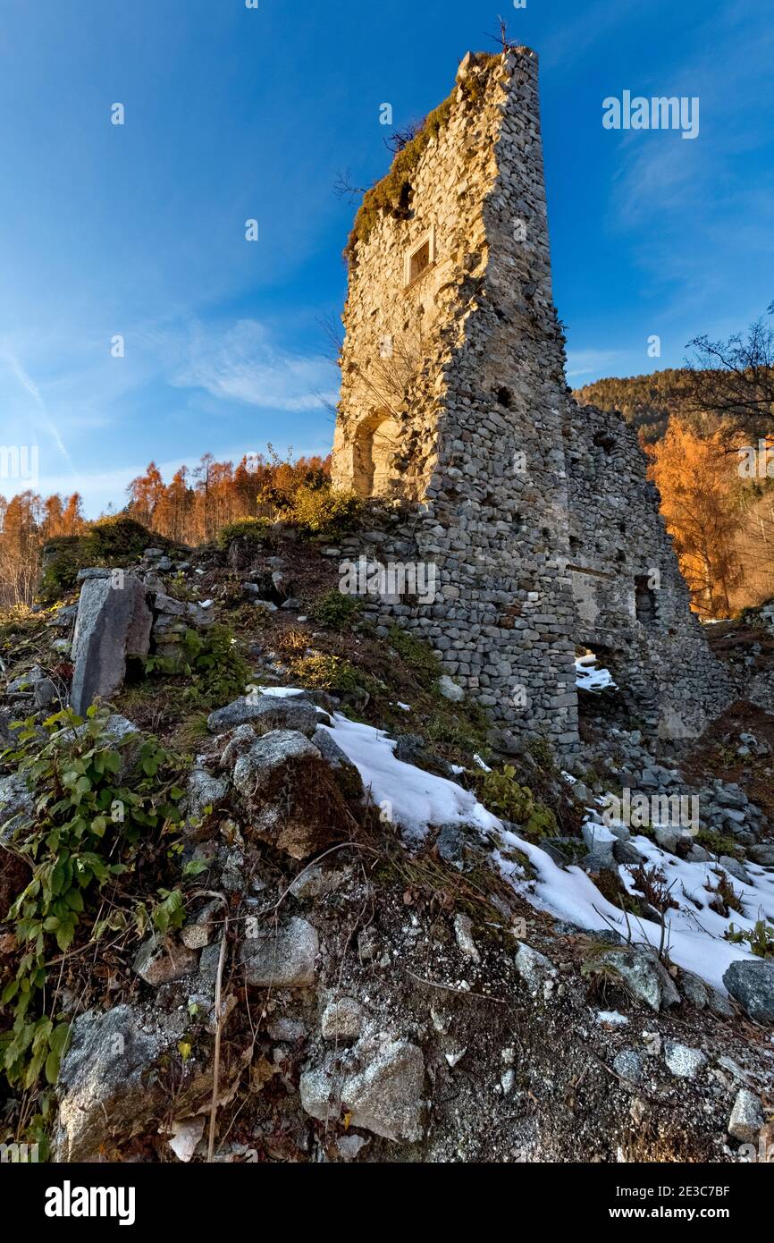 Vestiges de fortification hi-res stock photography and images - Alamy