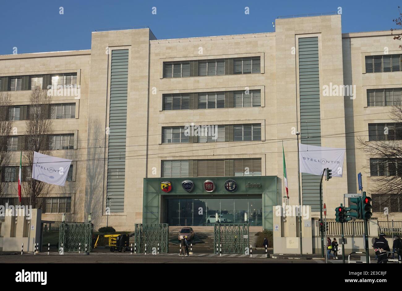 The Stellantis logo and new flags are installed at Mirafiori ...