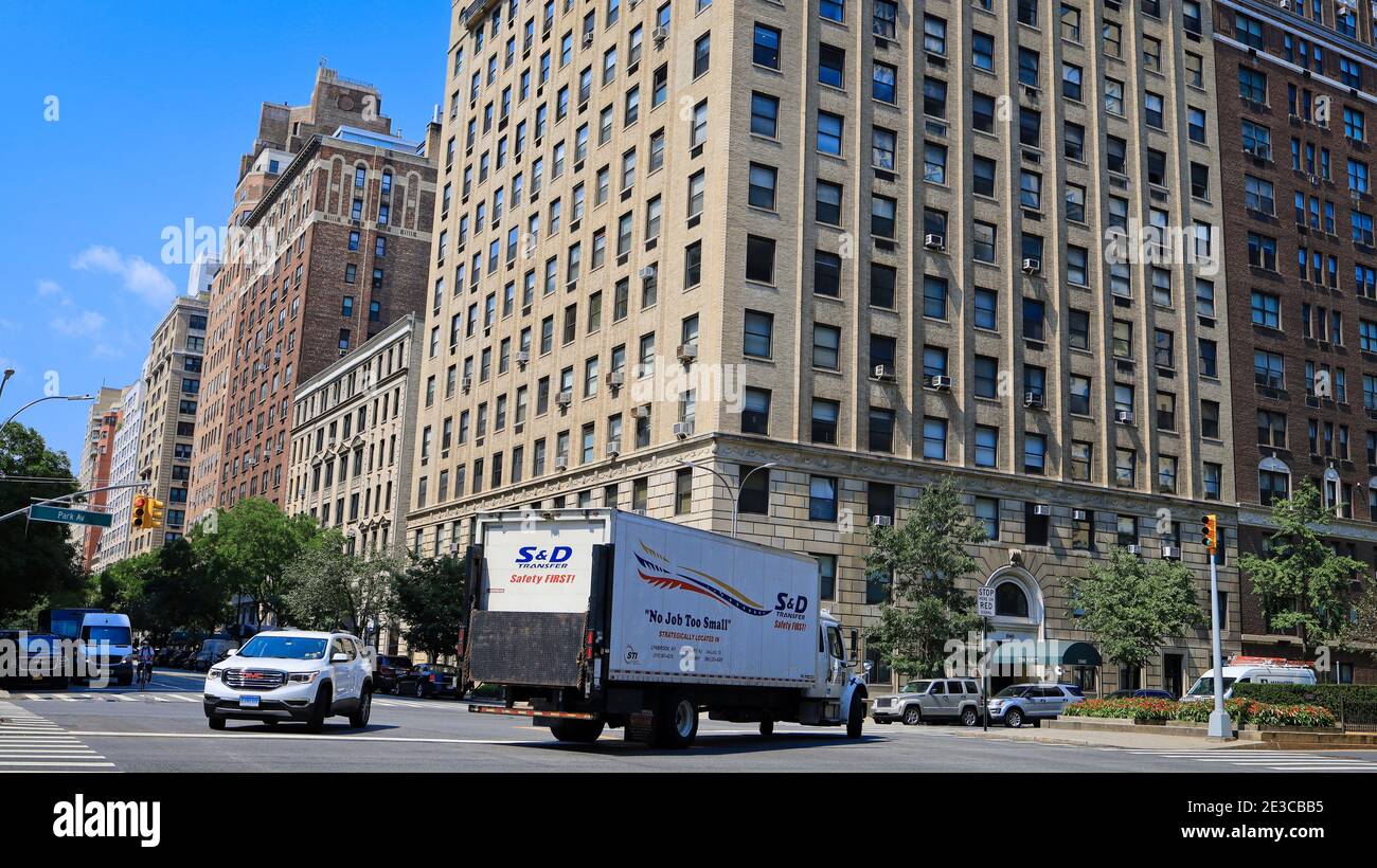 86th st hi-res stock photography and images - Alamy