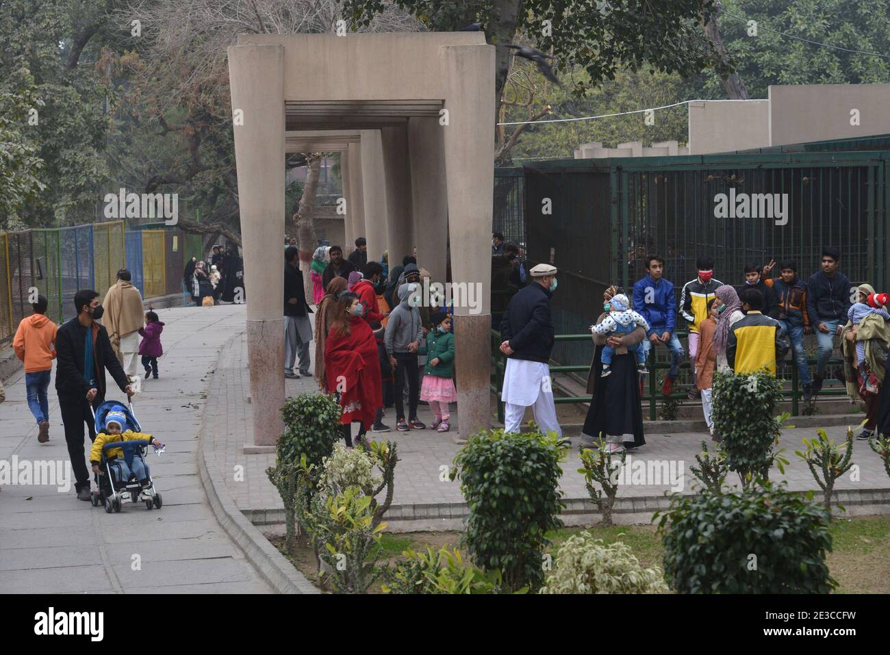 Pakistani visitors arriving at Lahore Zoo to enjoying Sunday holiday ...