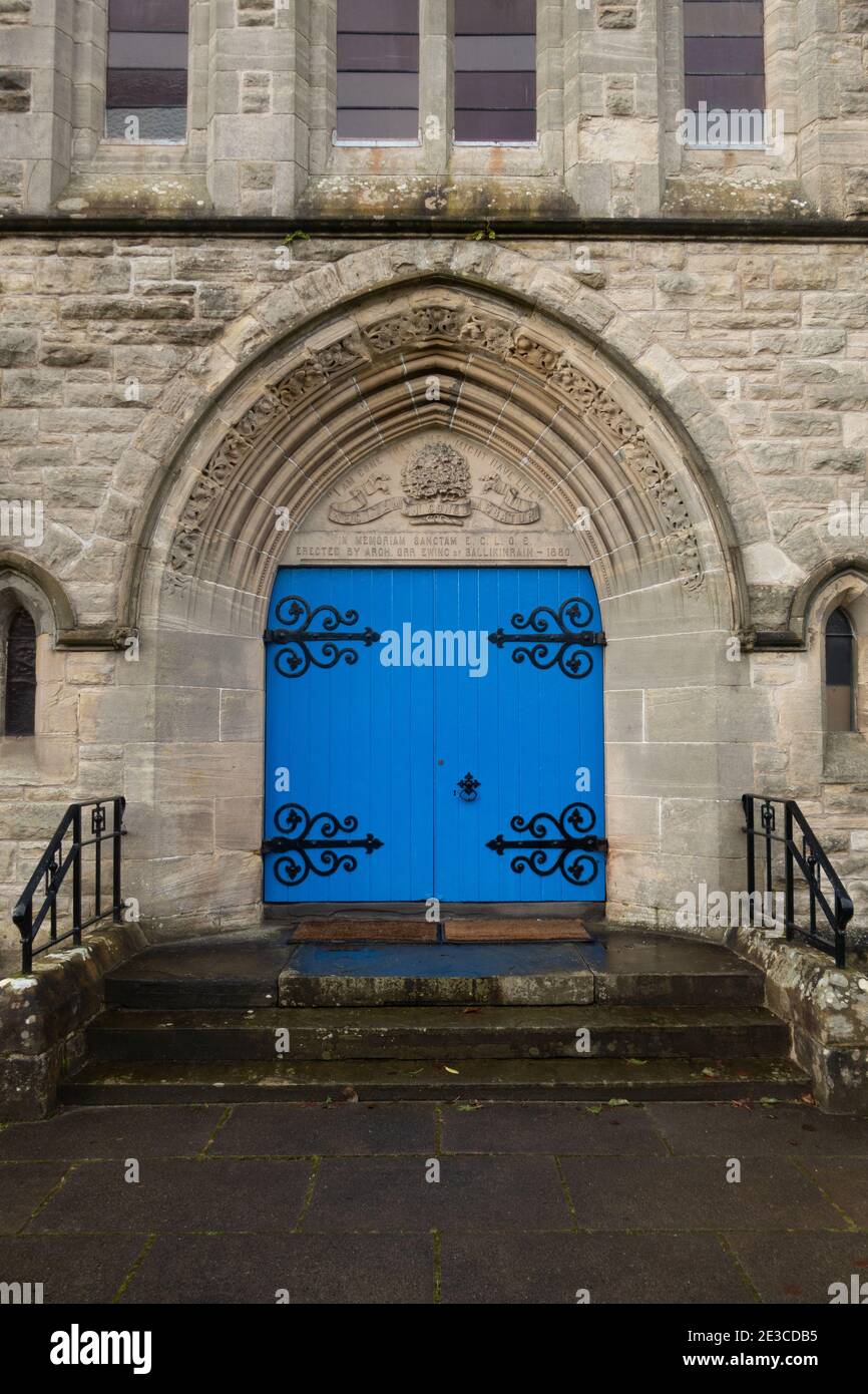 Blue church door uk hi-res stock photography and images - Alamy