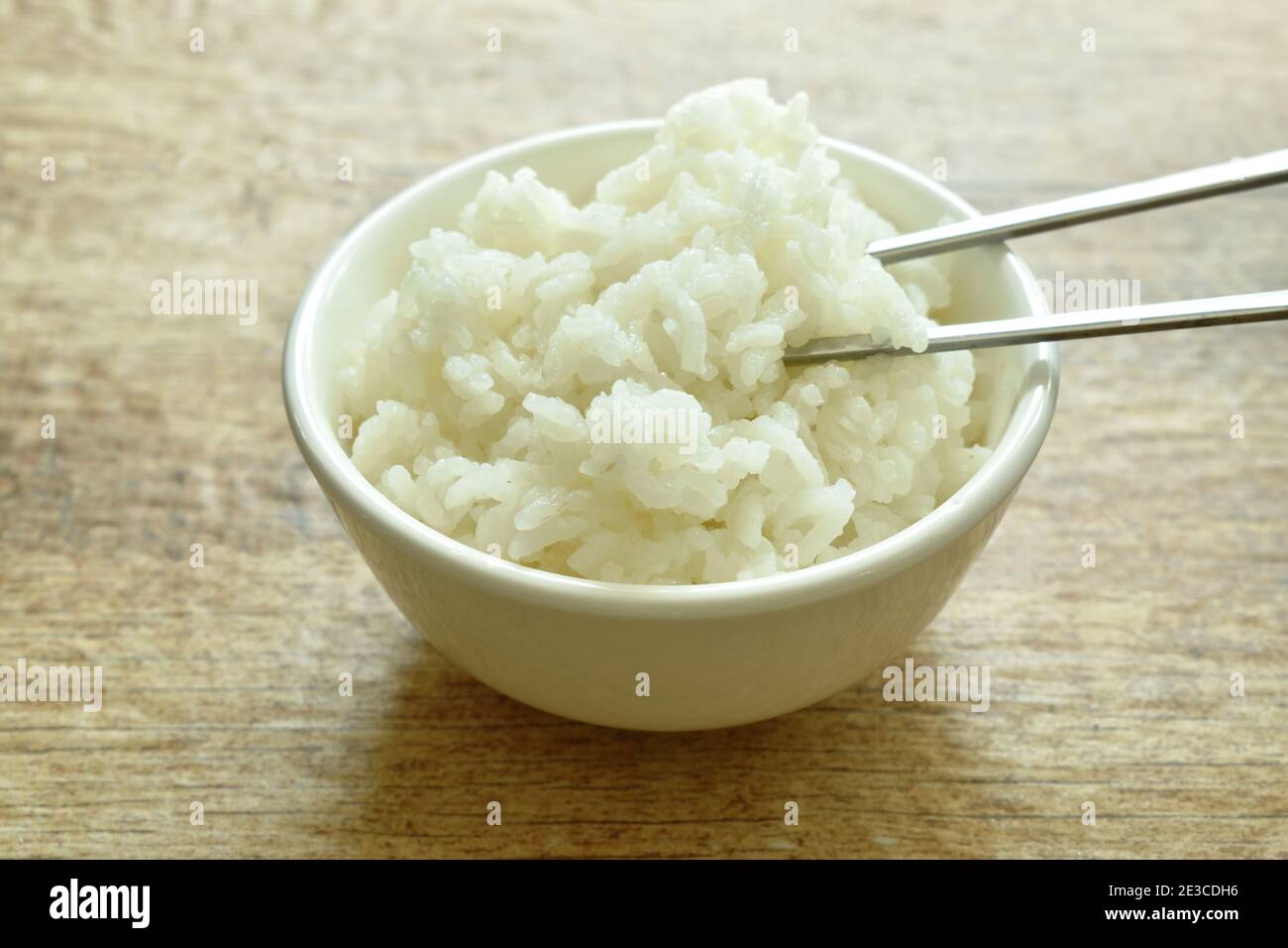 Rice scooping hi-res stock photography and images - Alamy