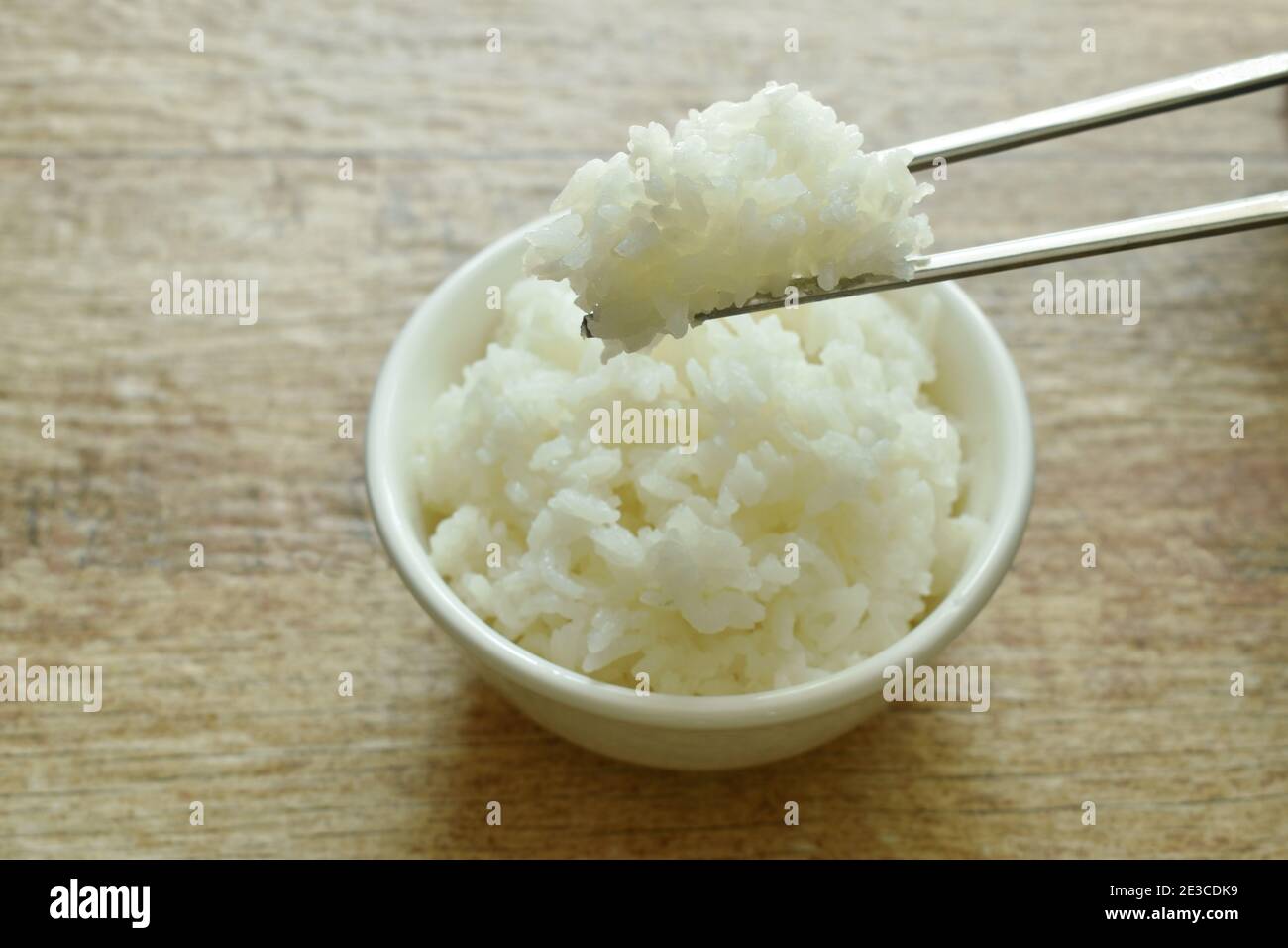 Rice scooping hi-res stock photography and images - Alamy
