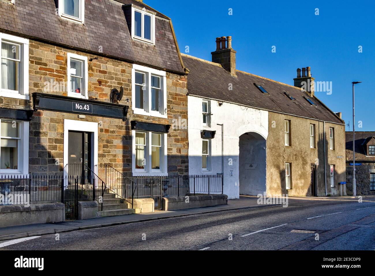 PORTSOY ABERDEENSHIRE SCOTLAND ROW OF OLD HOUSES IN SEAFIELD STREET ...