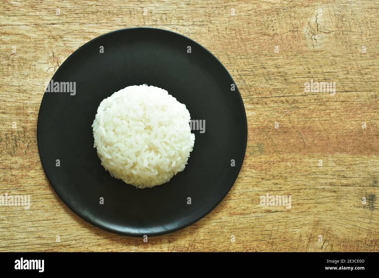 Rice scooping hi-res stock photography and images - Alamy