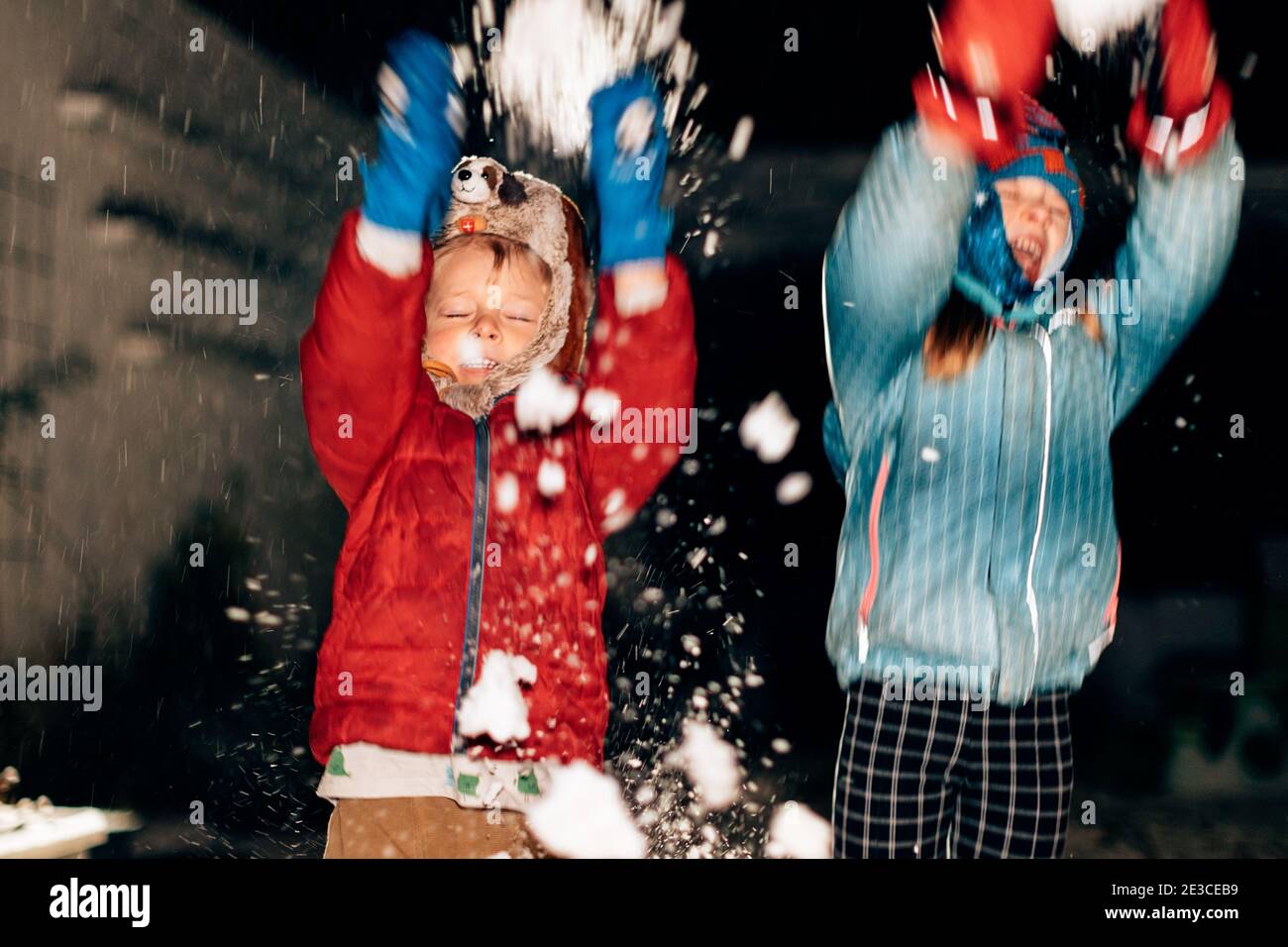 Children playing at night hi-res stock photography and images - Alamy