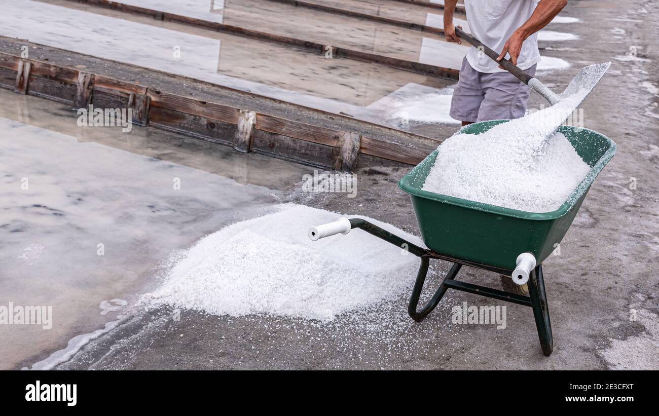 Different types of salt hi-res stock photography and images - Alamy