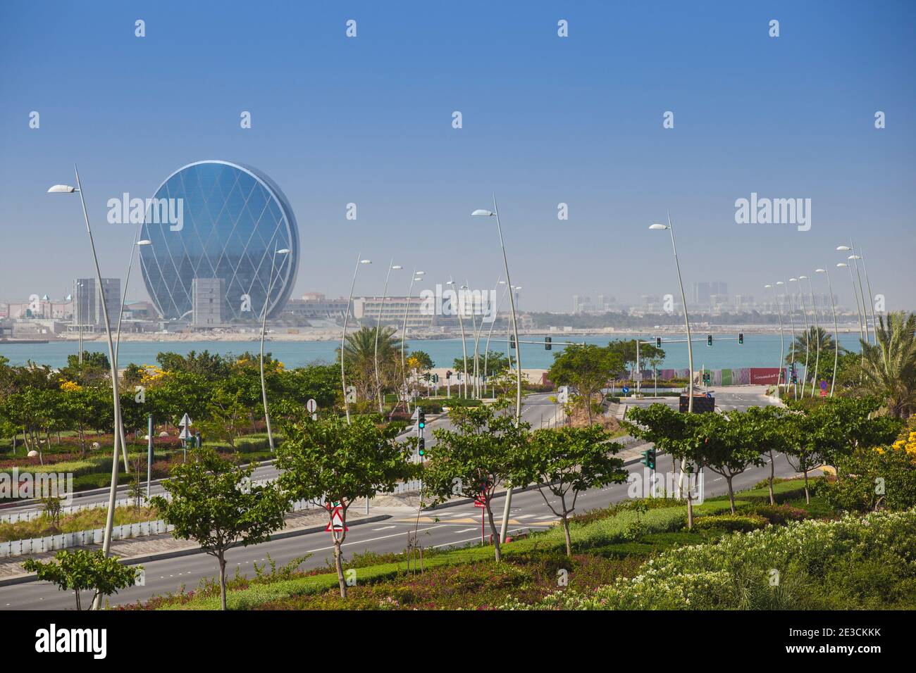 Uae aldar headquarters building hi-res stock photography and images - Alamy