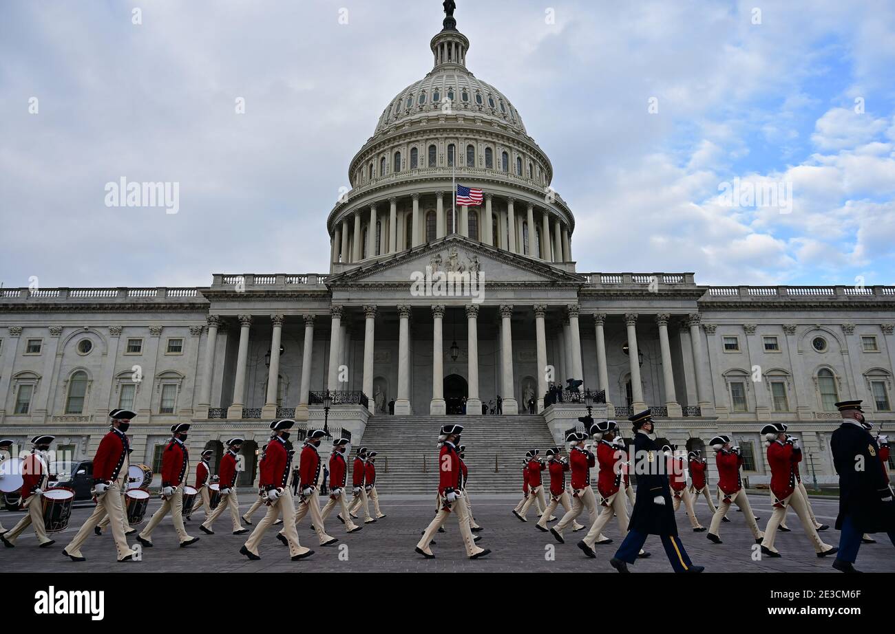 Us army old guard hi-res stock photography and images - Alamy