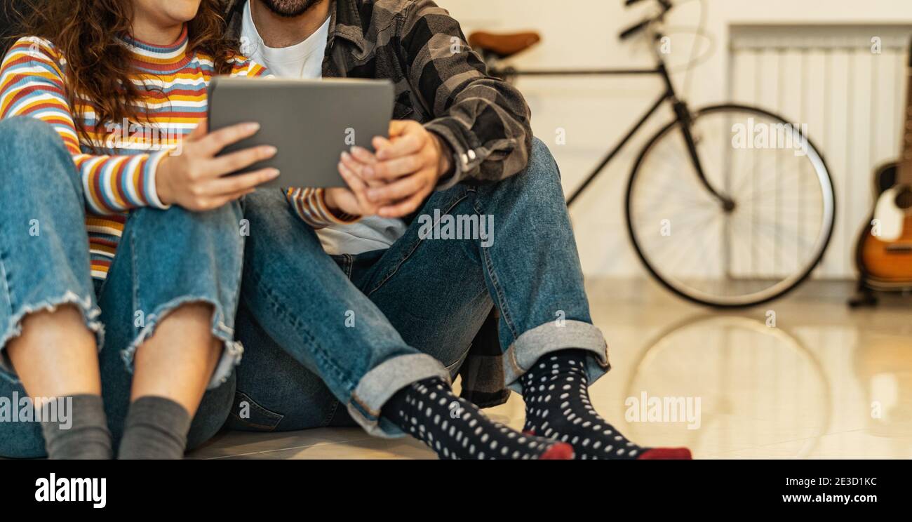 Tech social hi-res stock photography and images - Alamy