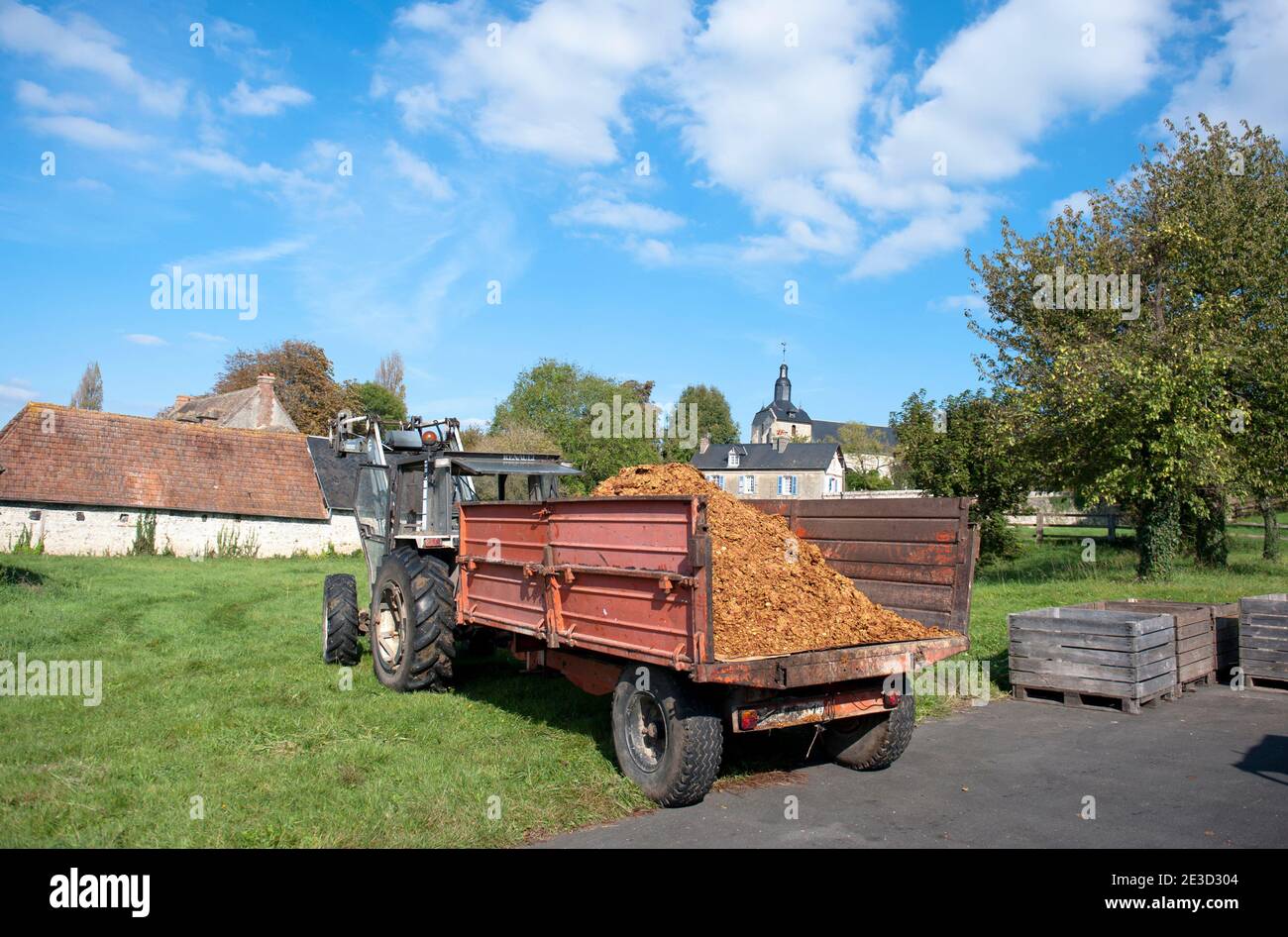 Normandy countryside hi-res stock photography and images - Alamy