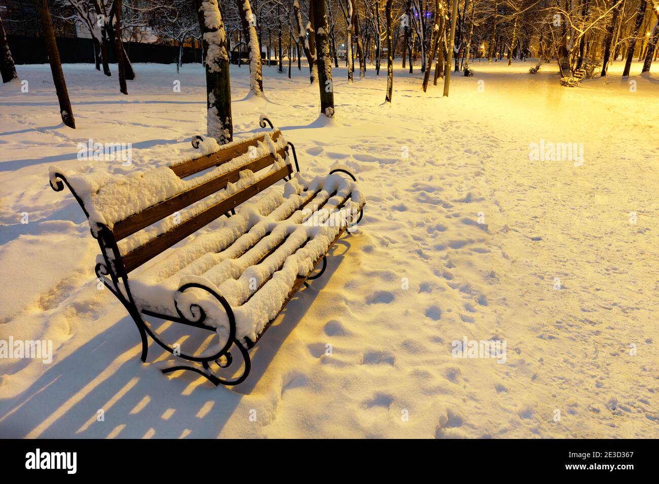 Empty bench on street and object hi-res stock photography and images ...