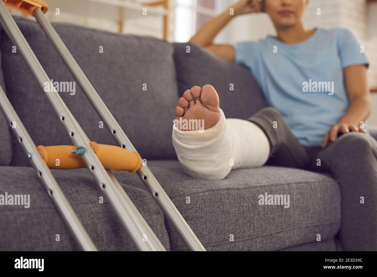 Broken leg in plaster cast hi-res stock photography and images - Alamy