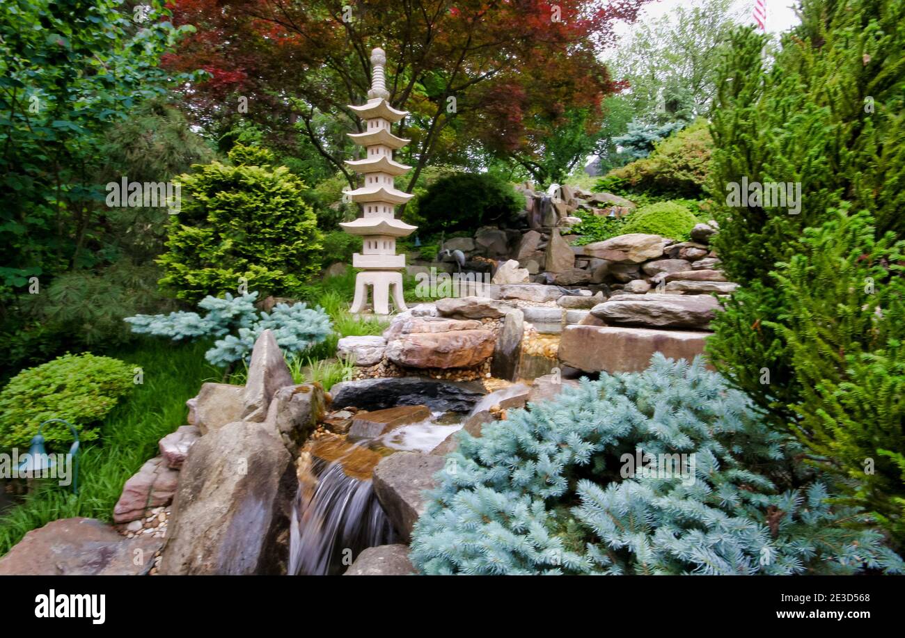 Miniature Pagoda in a formal Japanese Garden Stock Photo - Alamy