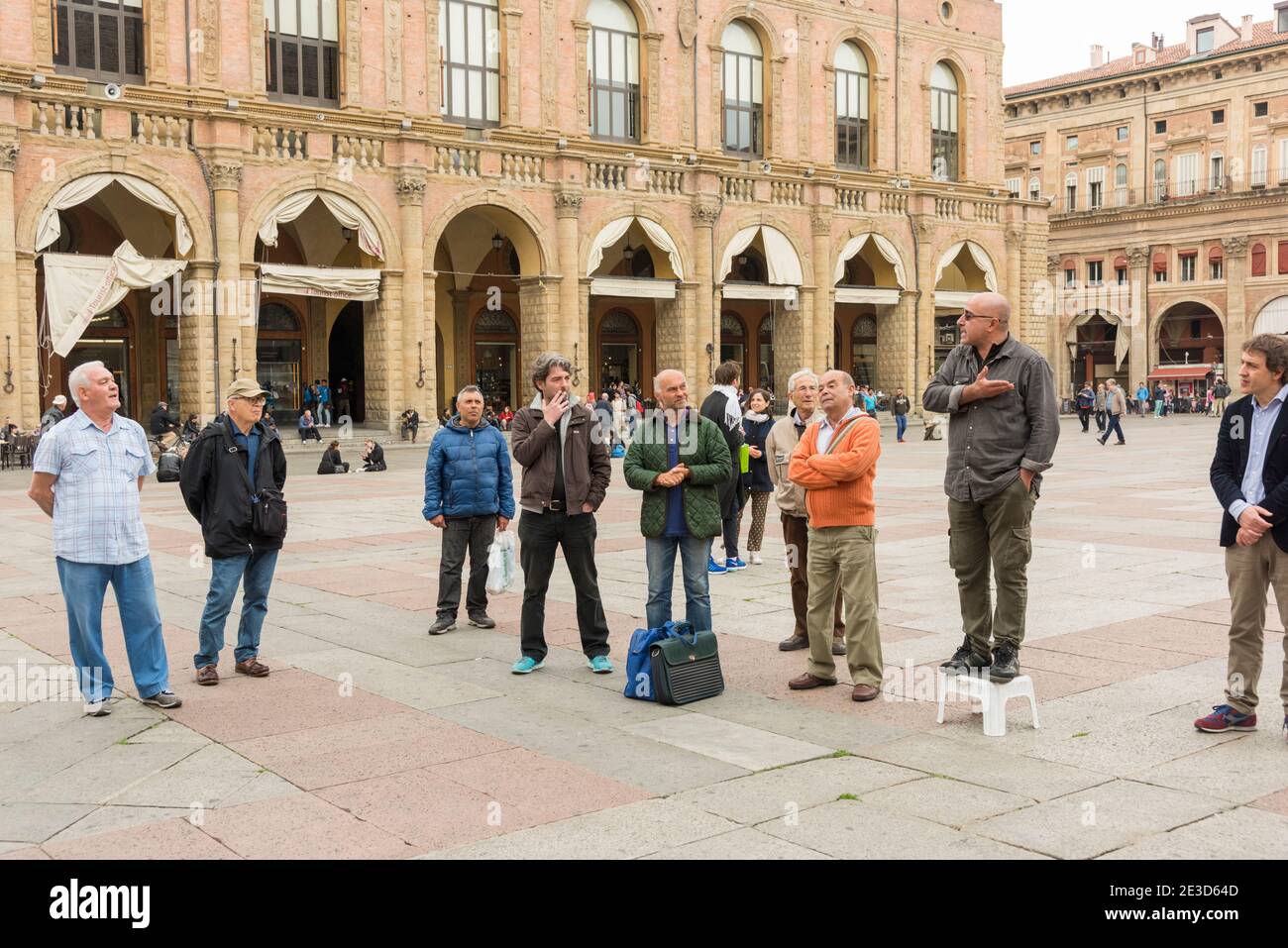 Hand gestures of italy hi-res stock photography and images - Alamy