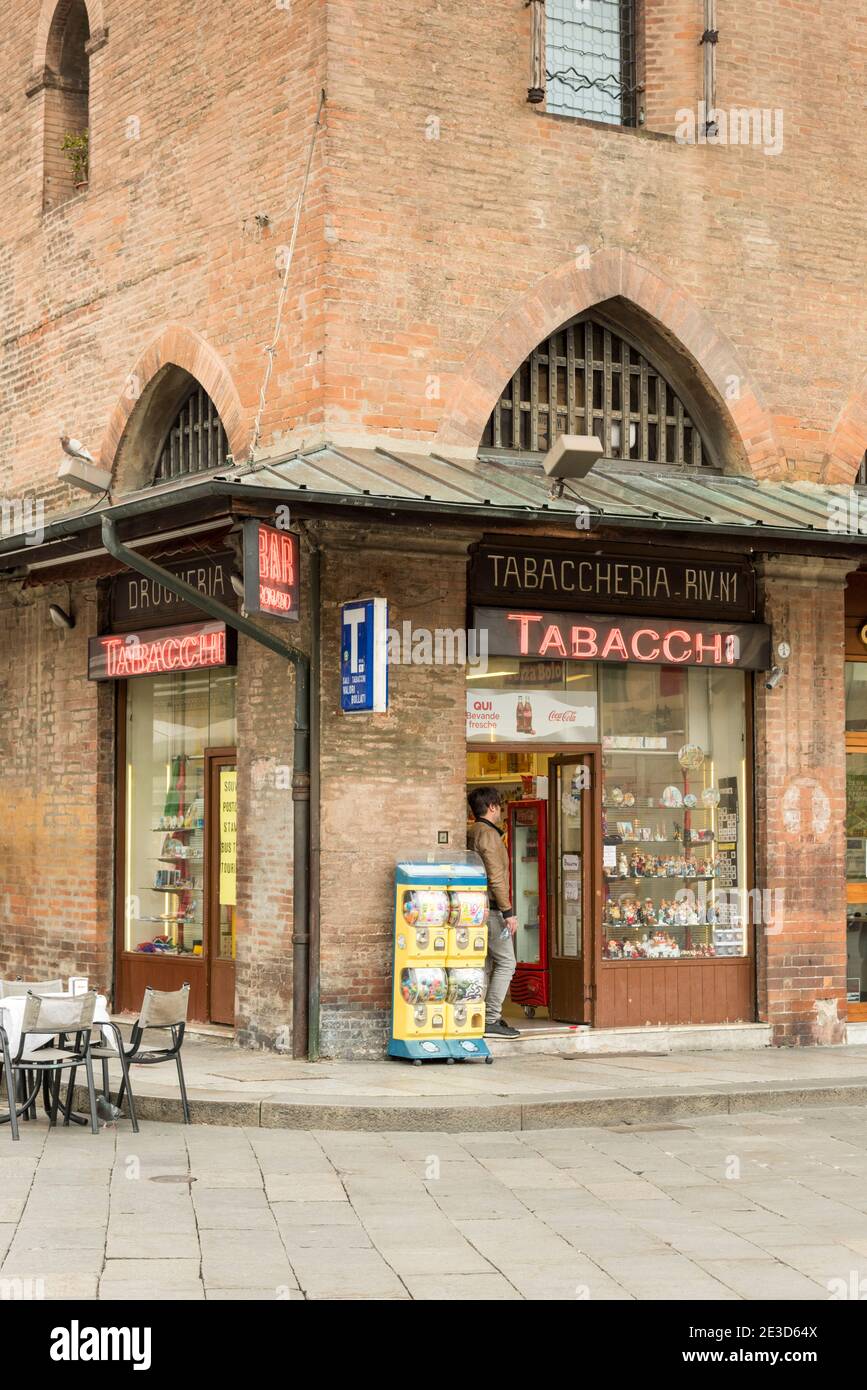 Tabacchi italy hi-res stock photography and images - Alamy