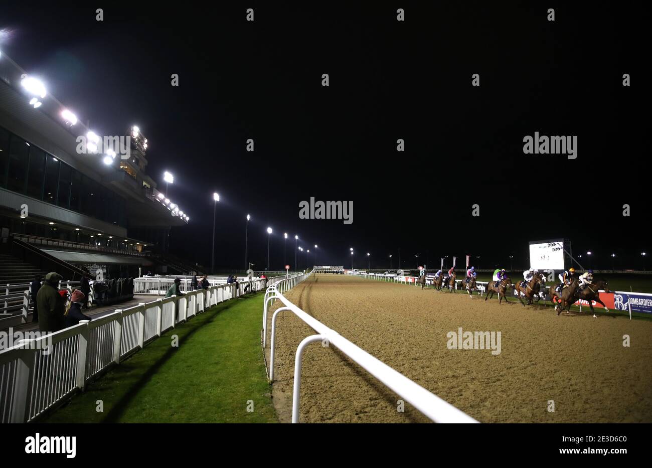 Wolverhampton racecourse 2021 hi-res stock photography and images - Alamy