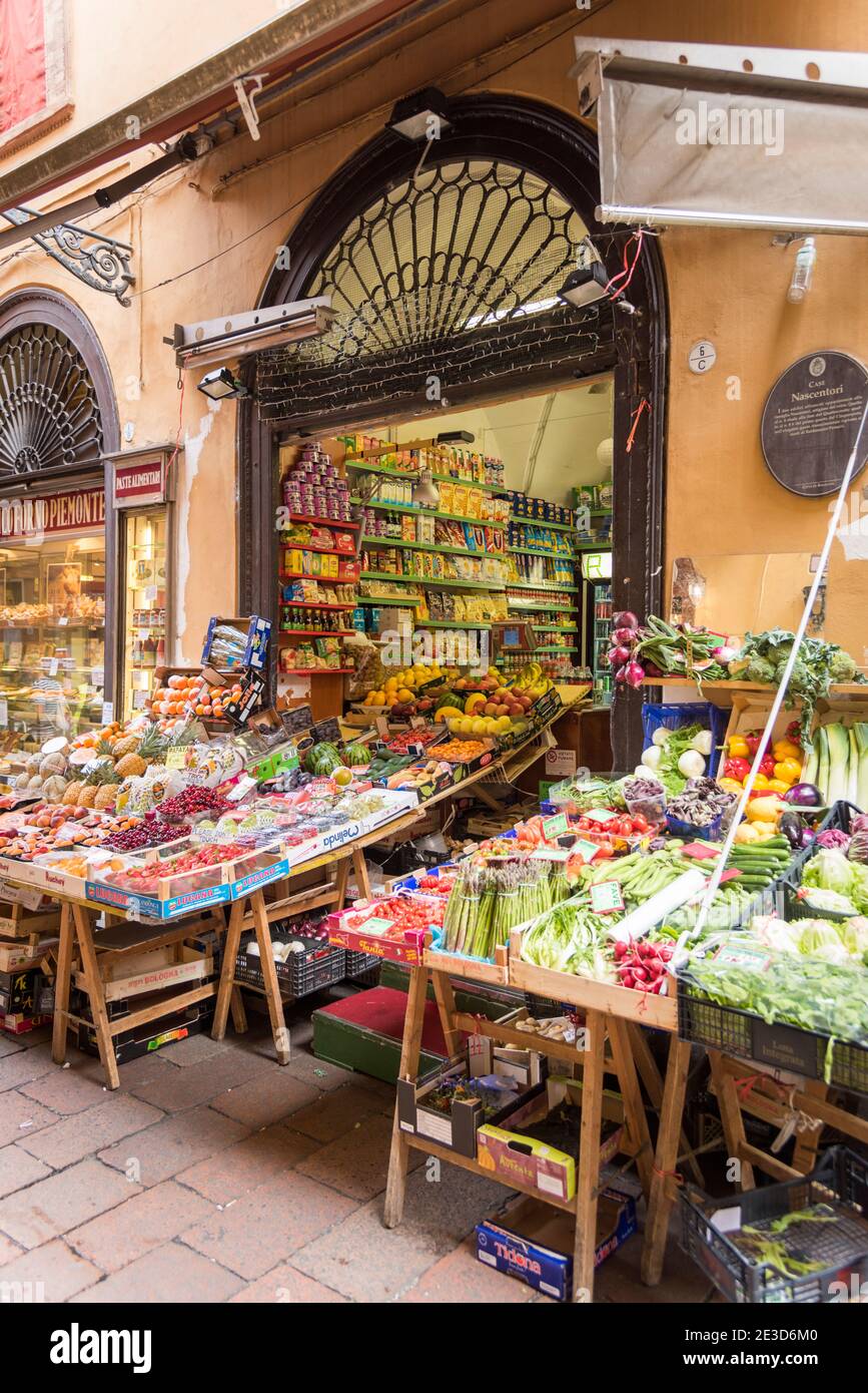 Bologna shop front hi-res stock photography and images - Alamy