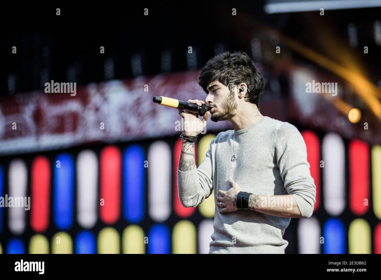 Zayn malik one direction in hi-res stock photography and images - Alamy