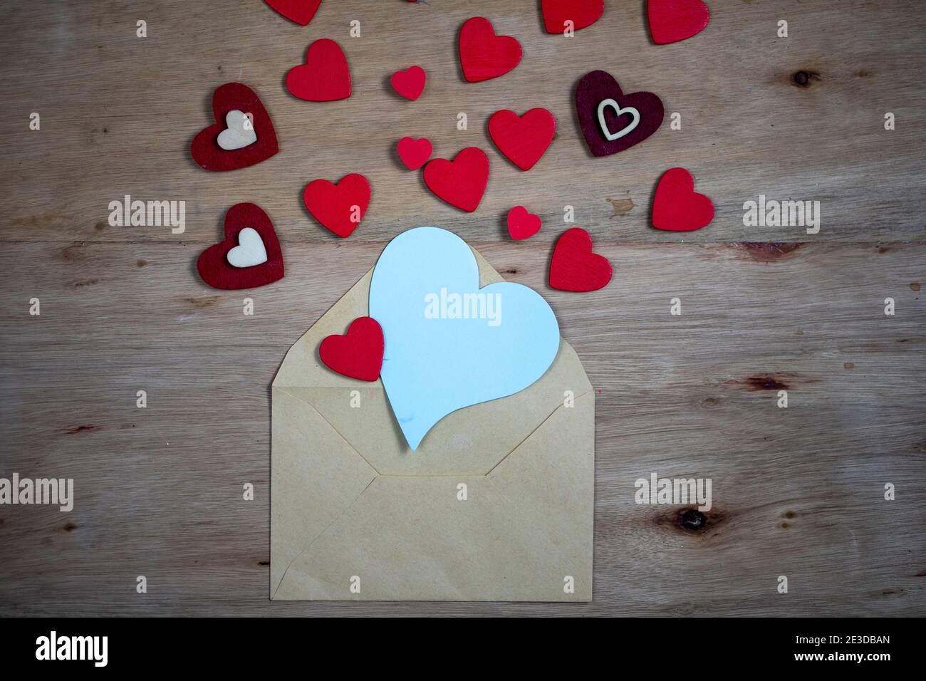 Envelope hearts letter love hi-res stock photography and images - Alamy