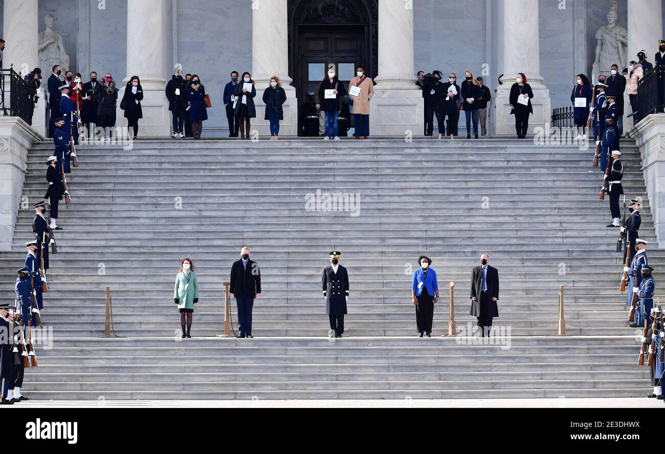 President troops inspection hi-res stock photography and images - Alamy