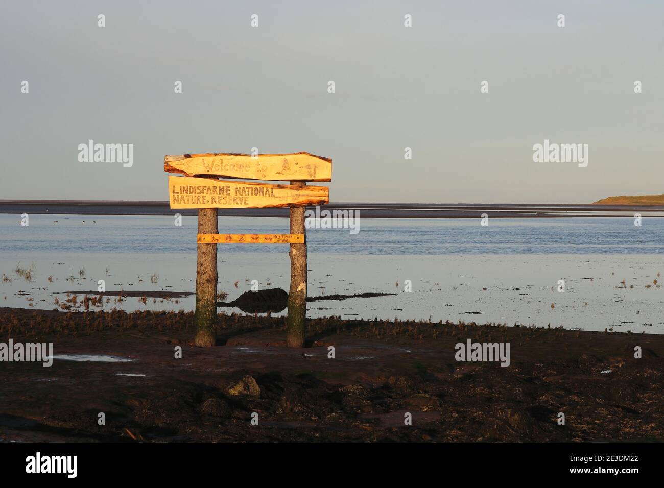 Signage board hi-res stock photography and images - Alamy