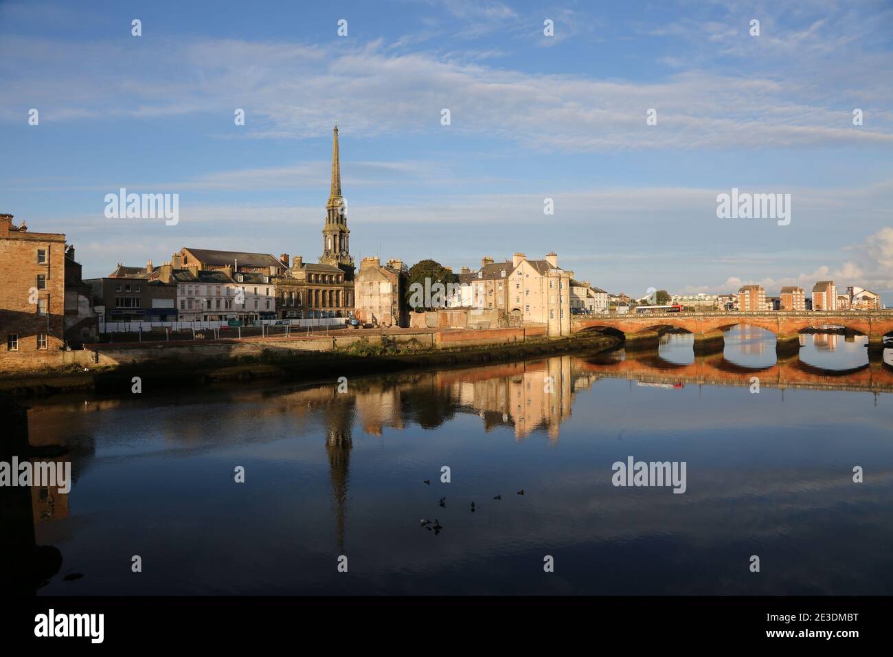 Ayr, Ayrshire, Scotland, UK, 19 Sept 2017. View from the Auld Brig ...