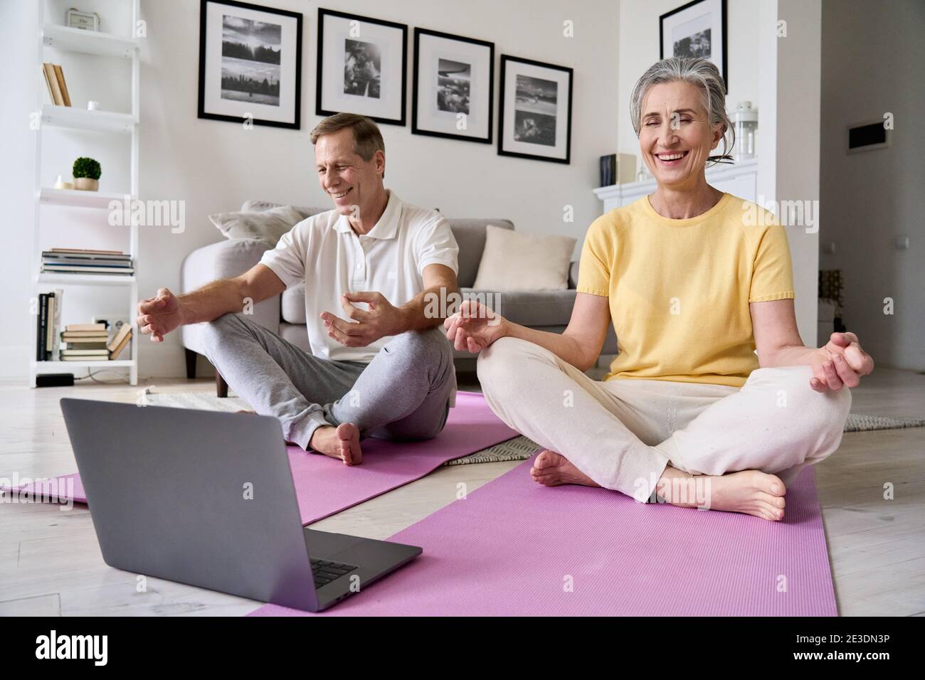 Old people having fun hi-res stock photography and images - Alamy