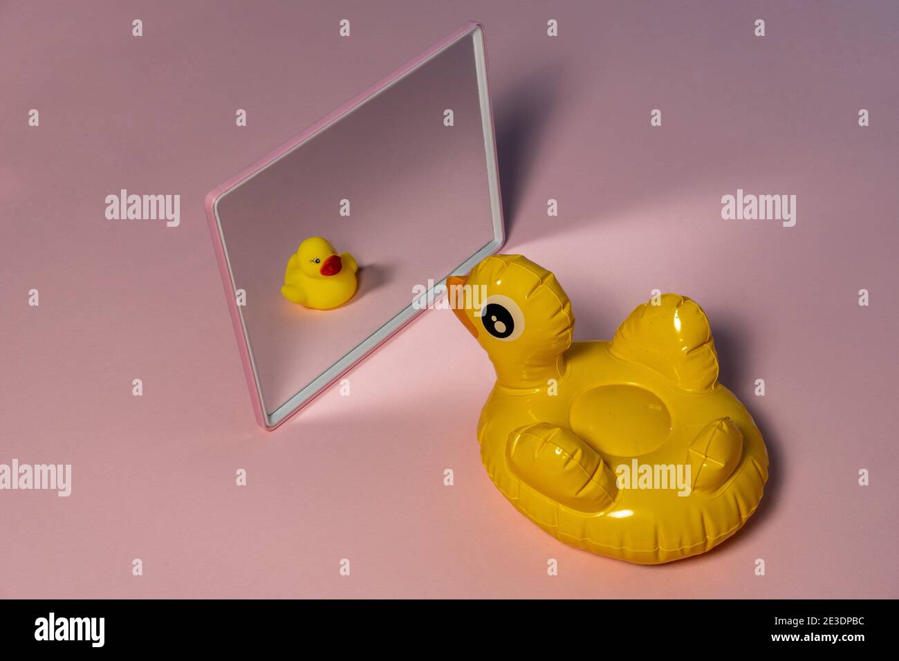 Mirror Reflection White Symbol High Resolution Stock Photography and ...