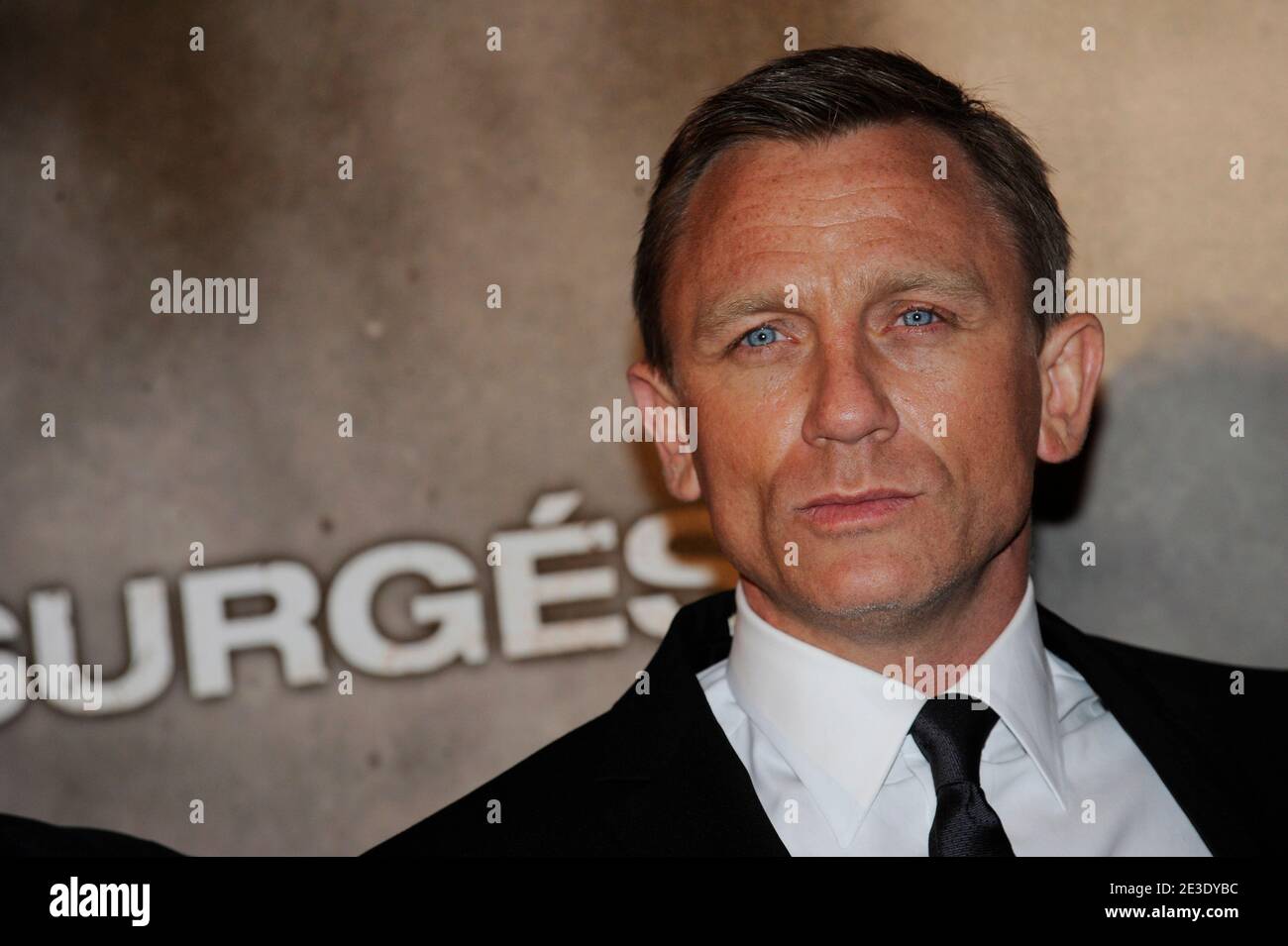Cast member Daniel Craig arriving for the premiere of 'Defiance' at the ...