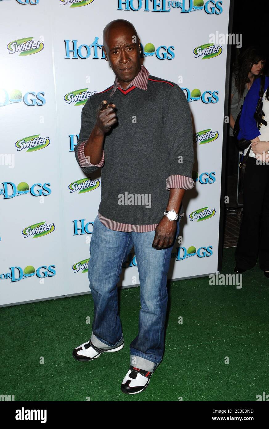 Don Cheadle arriving at the premiere of Dreamworks Pictures 'Hotel For ...